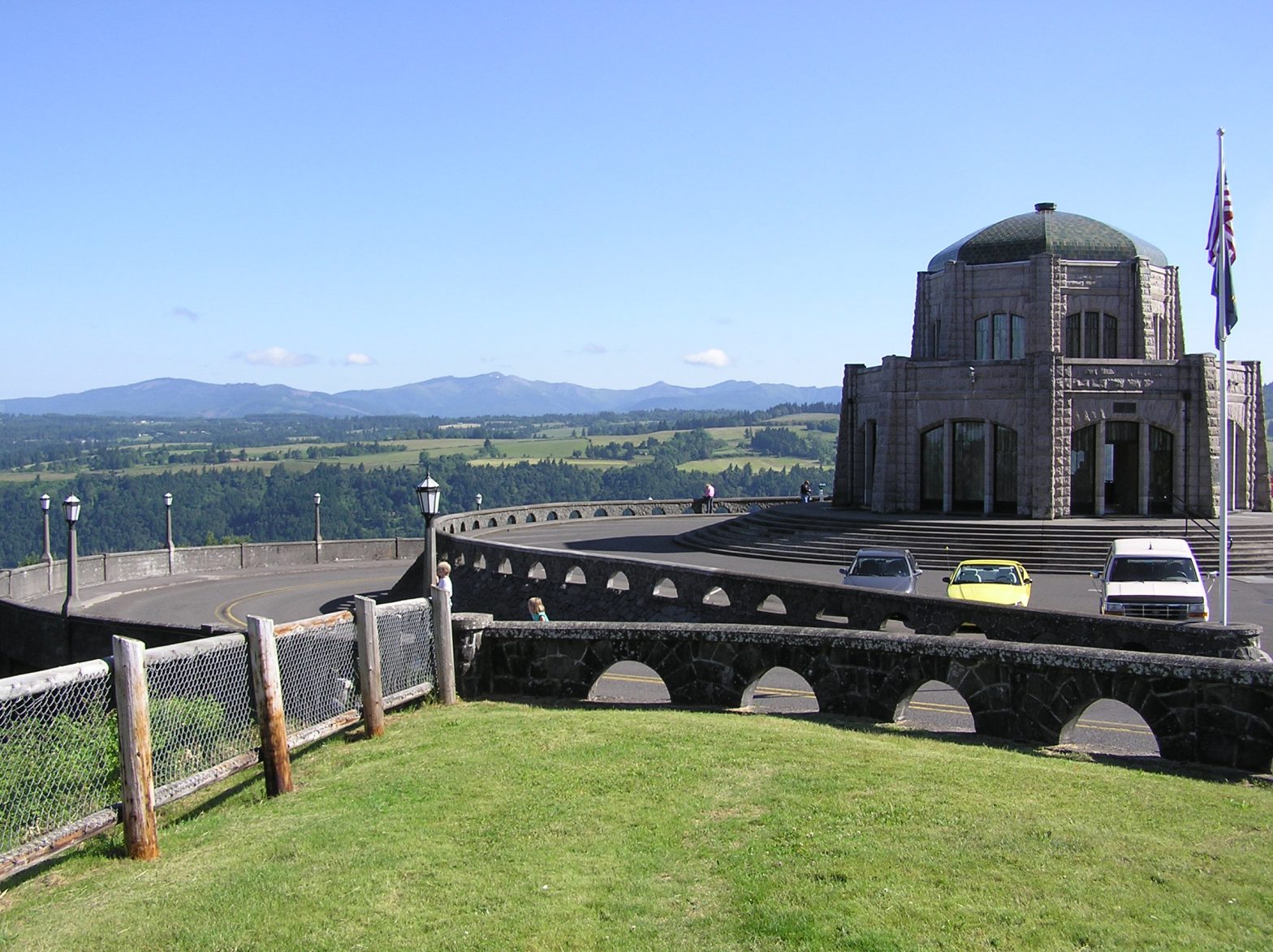 Waterfall Trolley Tour | Multnomah Falls Hop-On Hop-Off