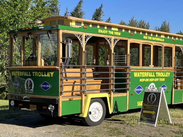 Waterfall Trolley Tour | Multnomah Falls Hop-On Hop-Off